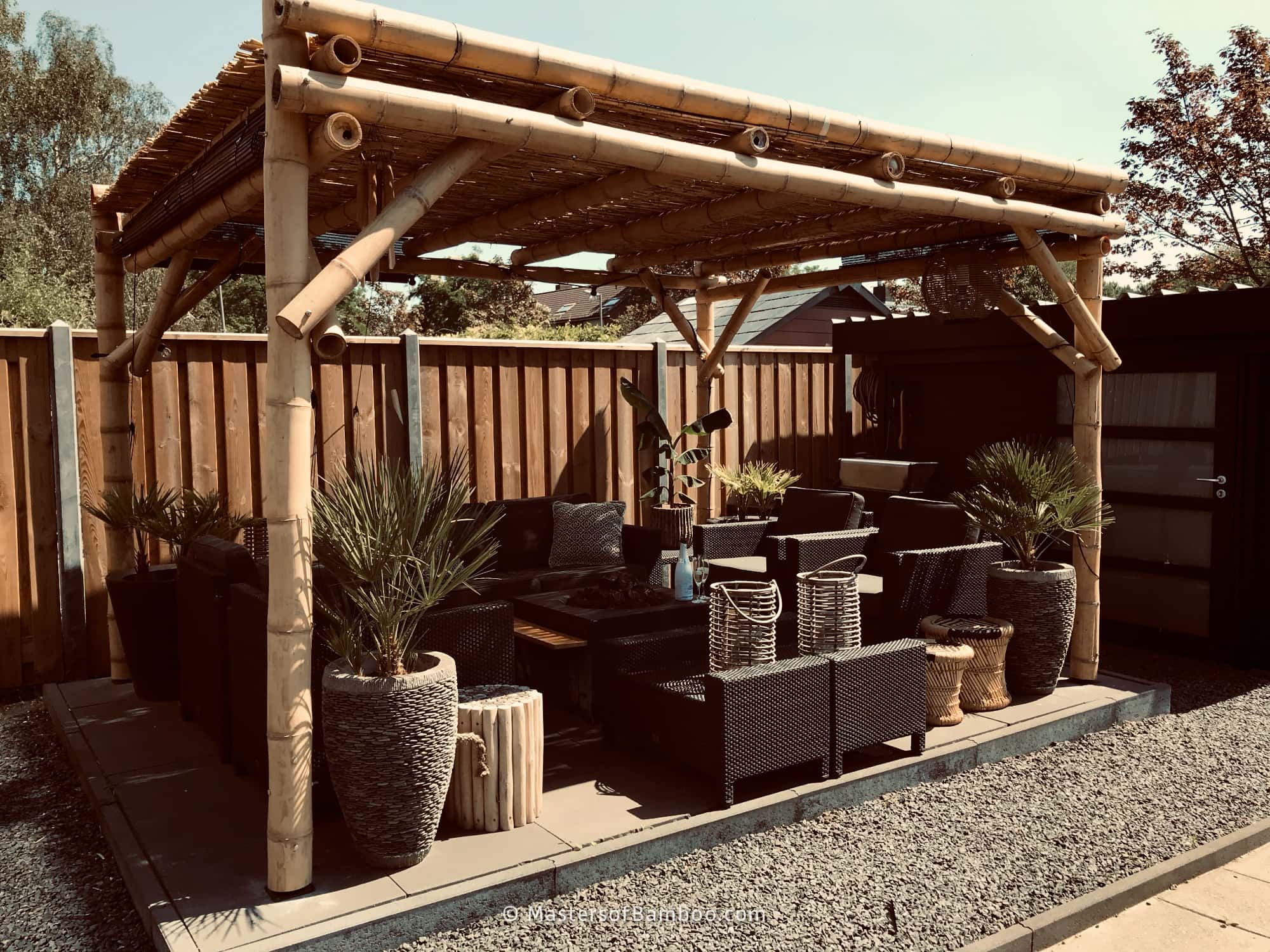 Bamboe Pergola Bogota - Duurzaam & Stijlvol Buitenleven – Masters of Bamboo